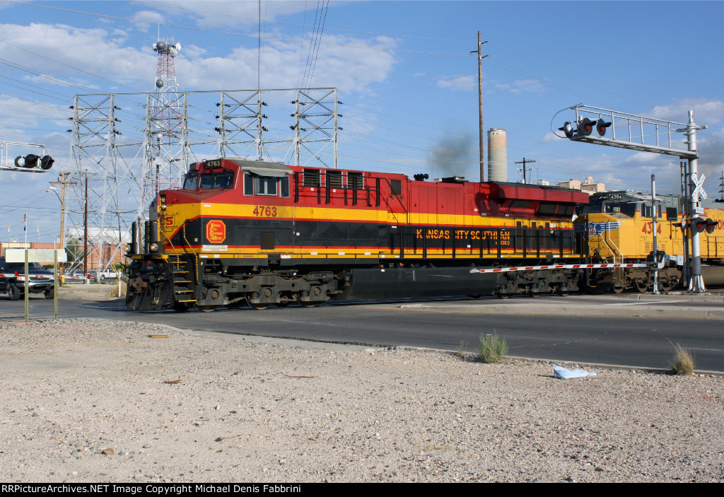 Container Train - Front Engine - KCSM 4763